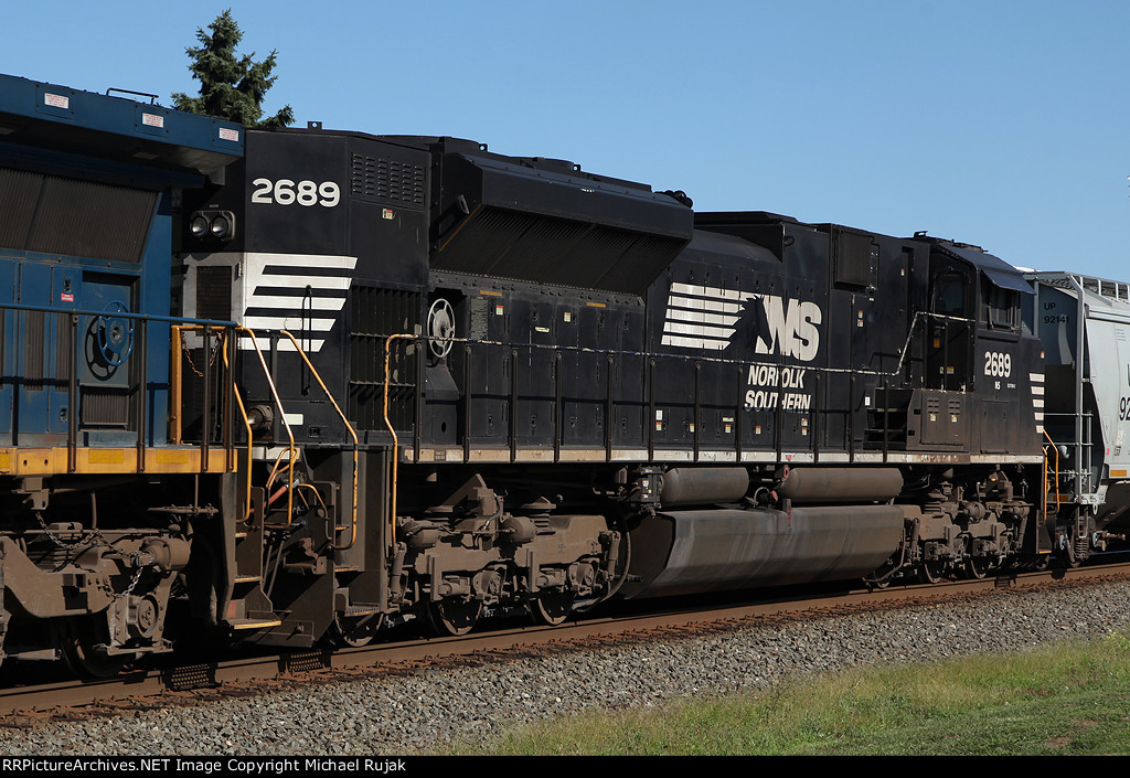 NS 2689